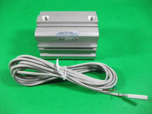 SMC CDQ2B40-40DC-M9BWL + D-M9BW Switch -- New -- | eBay