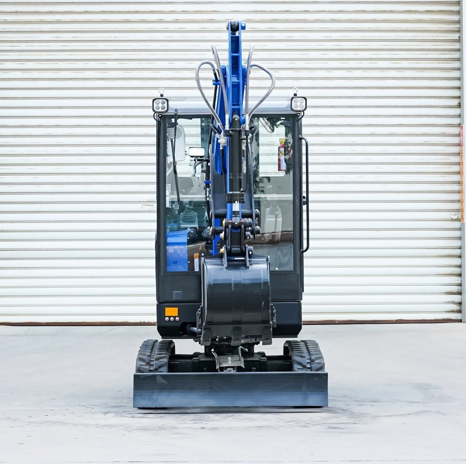 6,000lbs Mini Excavator AC Heater Cabin Trench Digger EPA Diesel Kubota ...