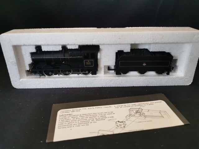 Boxed Mainline OO Gauge 37059 Collett Class 2251 BR Lined Black 2213 ...
