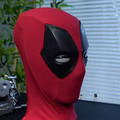 Deadpool 3 Helmet Mask Headwear Light Up Movable Eyes Ring Remote ...