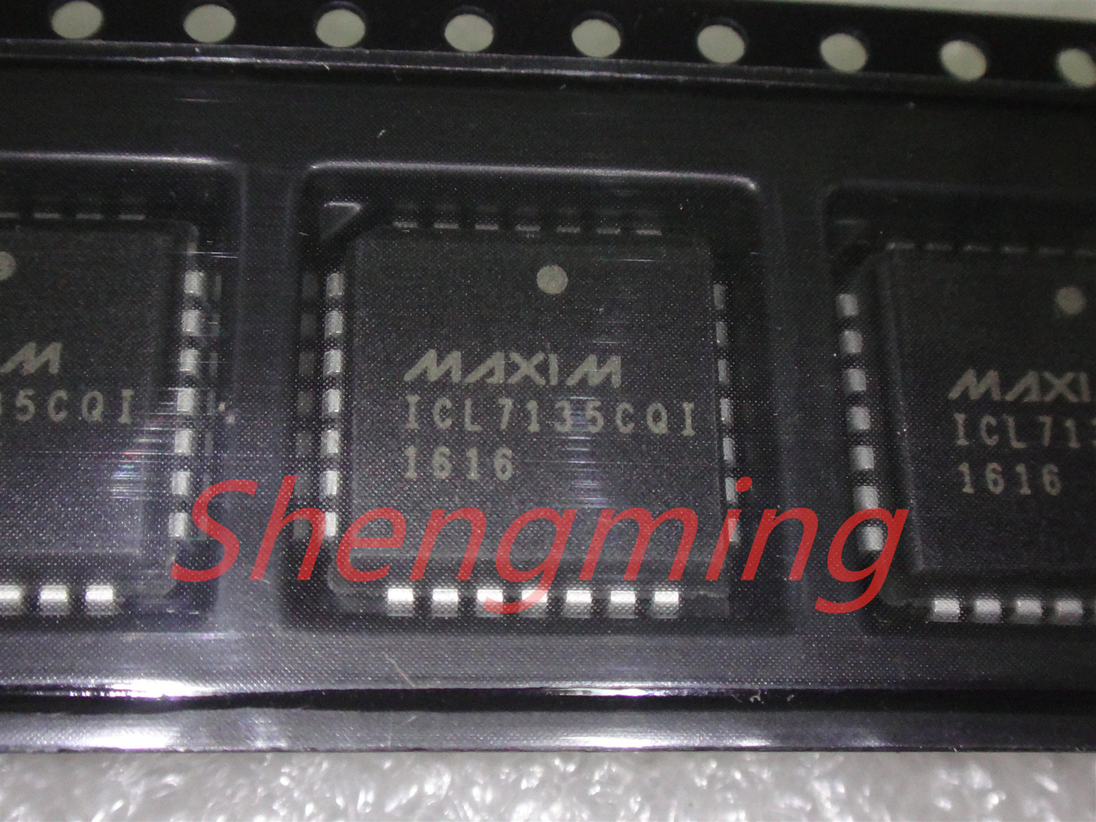 10PCS ICL7135 ICL7135CQI PLCC28 | eBay