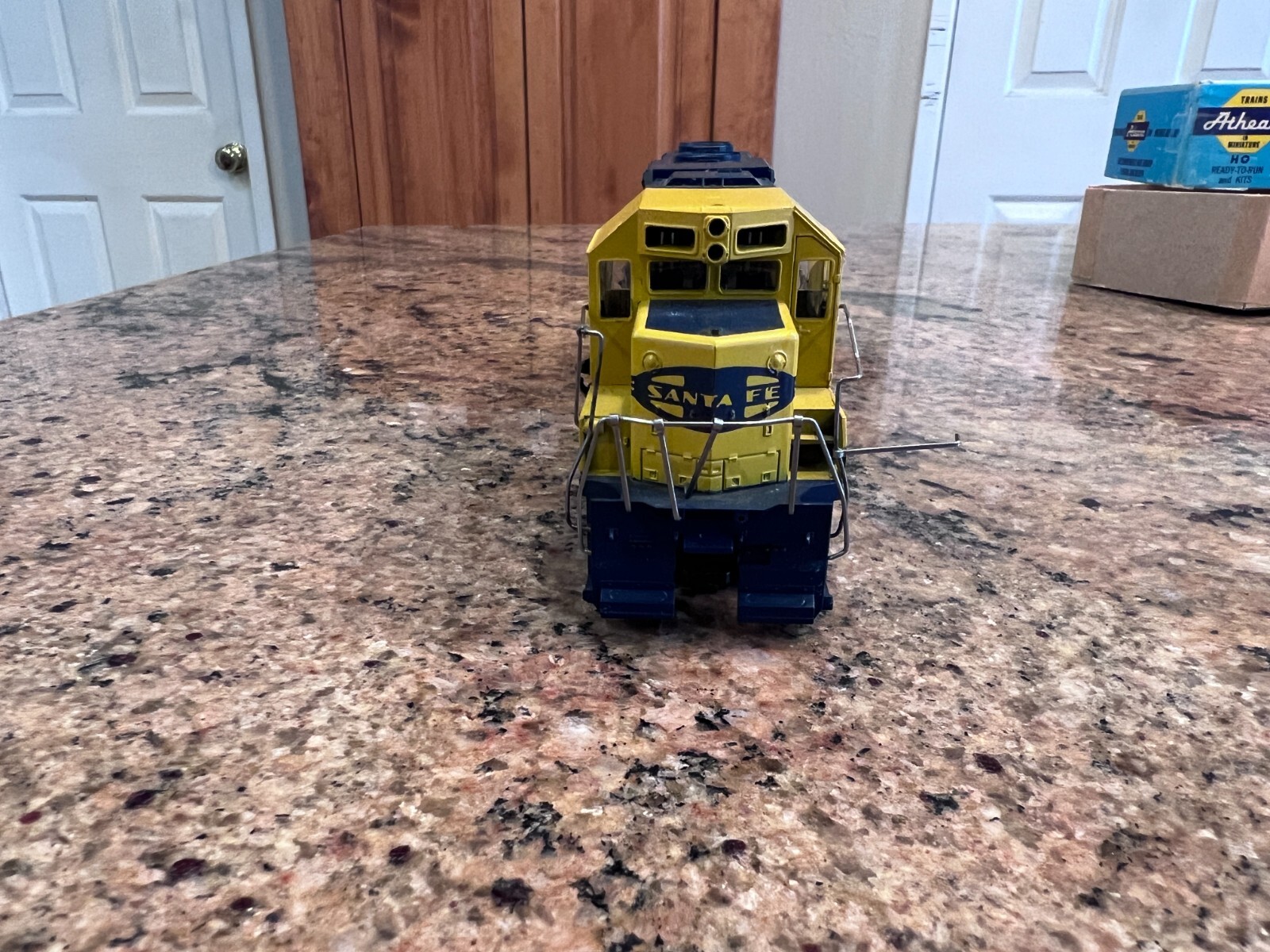 HO Scale Athearn 4608 ATSF Santa Fe GP38-2 Diesel Locomotive #3571 | eBay