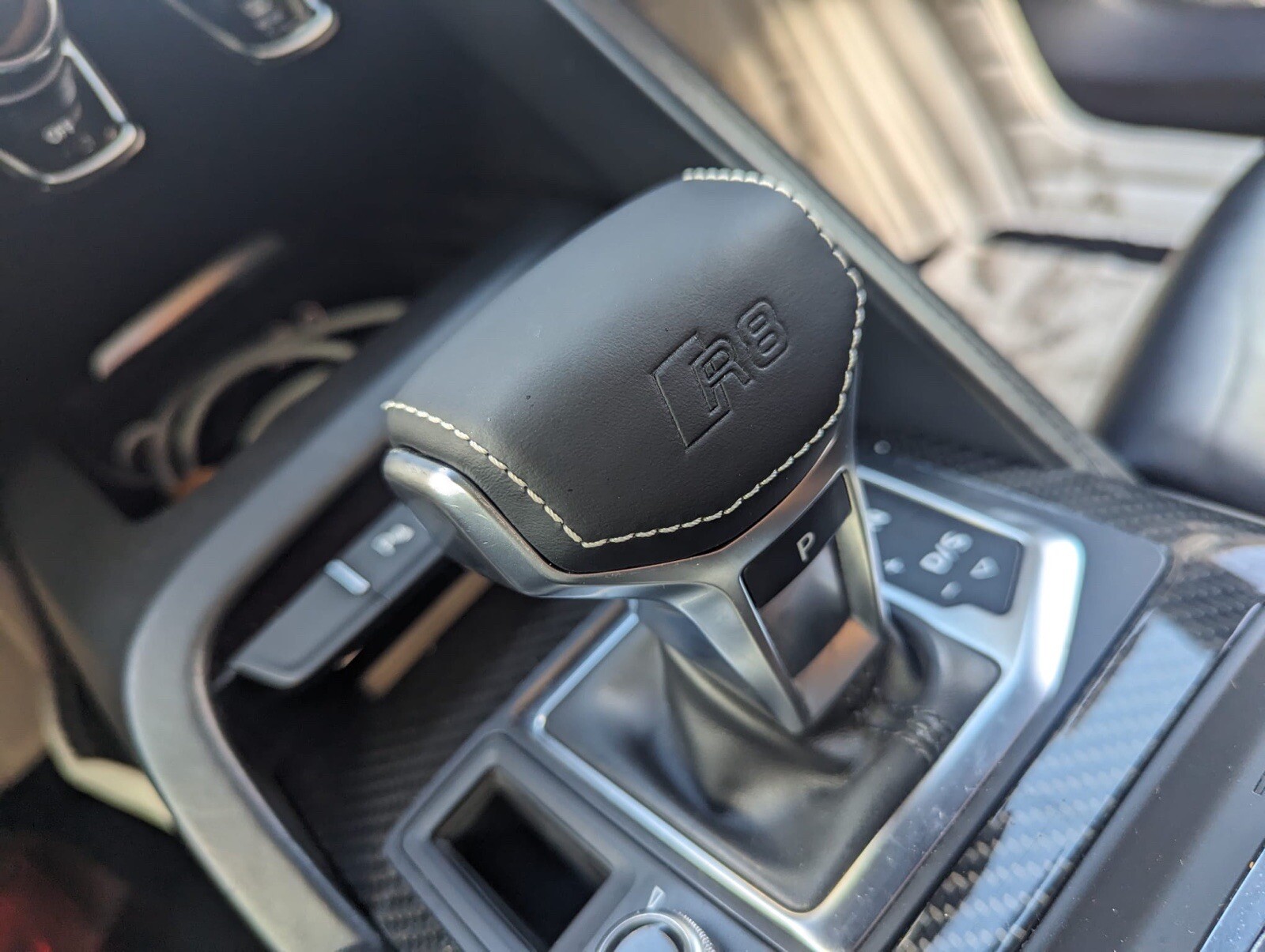 Audi R8 Interior Upgrades | Cabinets Matttroy