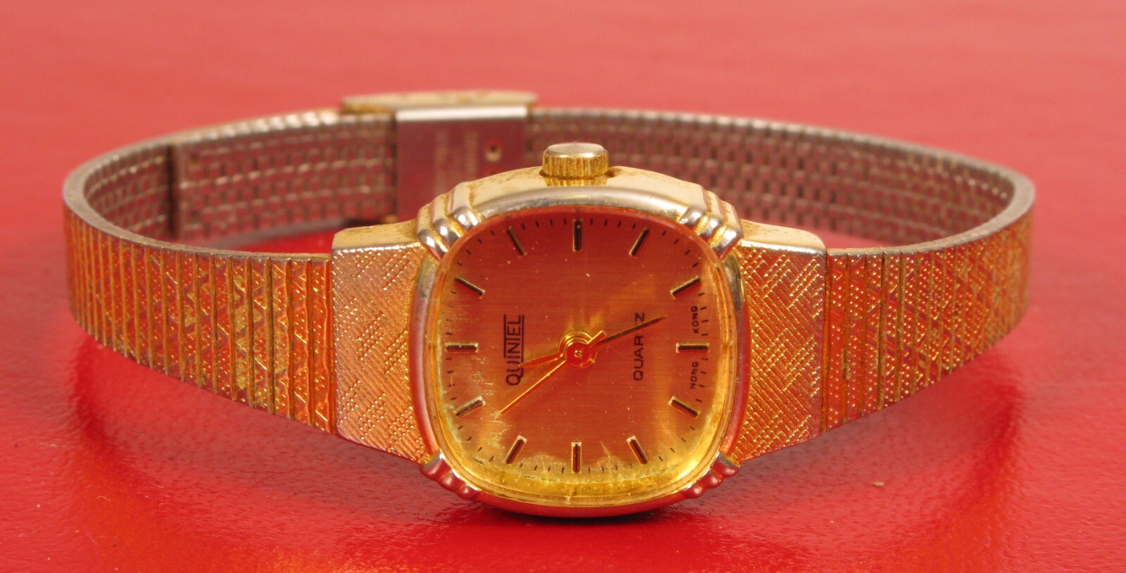 CLASSY QUINTEL WOMENS FASHION WATCH GOLD TONE NICE !! | eBay