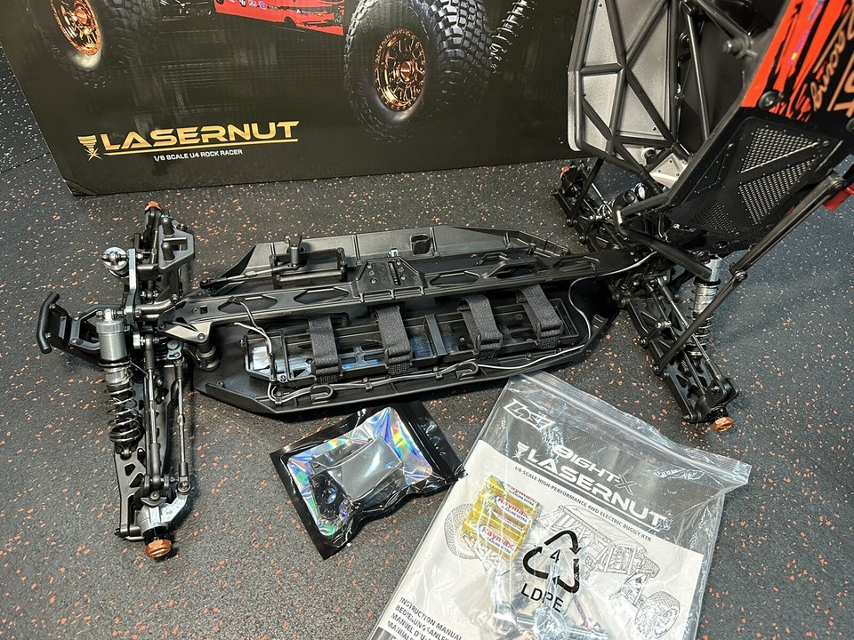 Losi 8IGHT-X Super Lasernut 4WD Brushless 1/6 LOS04019 Roller Slider ...