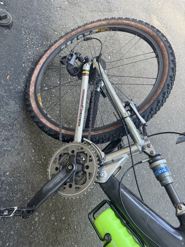 Trek Y33 OCLV Carbon 19”x 23” Large Mountain Bike Shimano Deore Sid ...