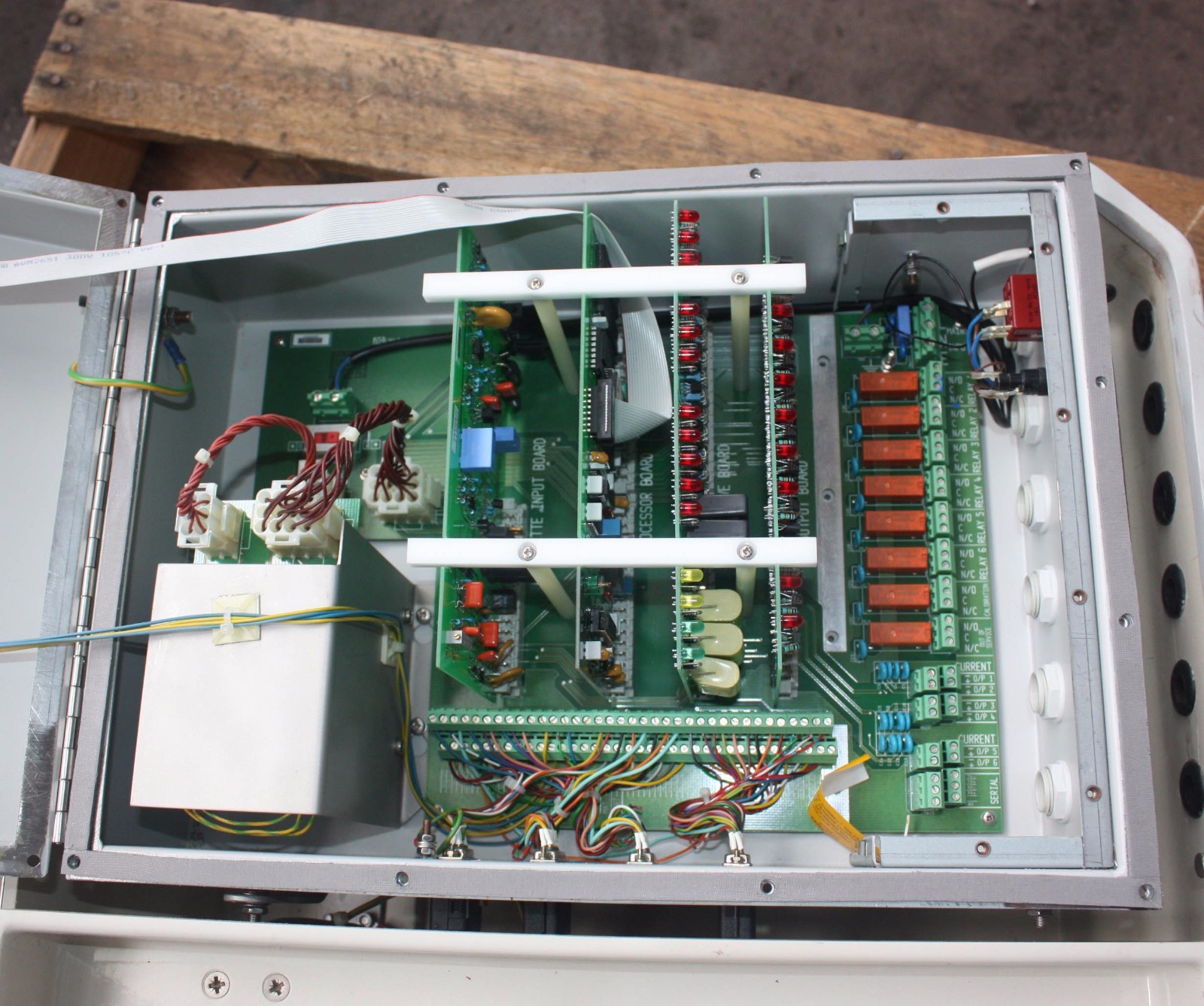 ABB Silica 8241 Monitor ANALYZER | eBay Australia