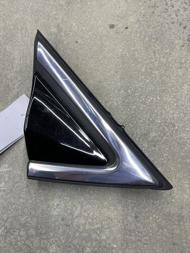 13-19 OEM Hyundai Santa Fe Right Side Fender Corner Cover Trim 86190 ...