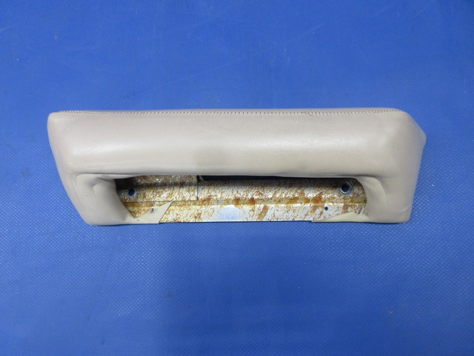 Cessna 337 / P337H Skymaster Cabin Door Arm Rest RH P/N 1515074-1 (0724 ...