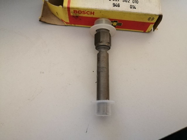 Bosch 0437502010 Fuel Injector for sale online | eBay