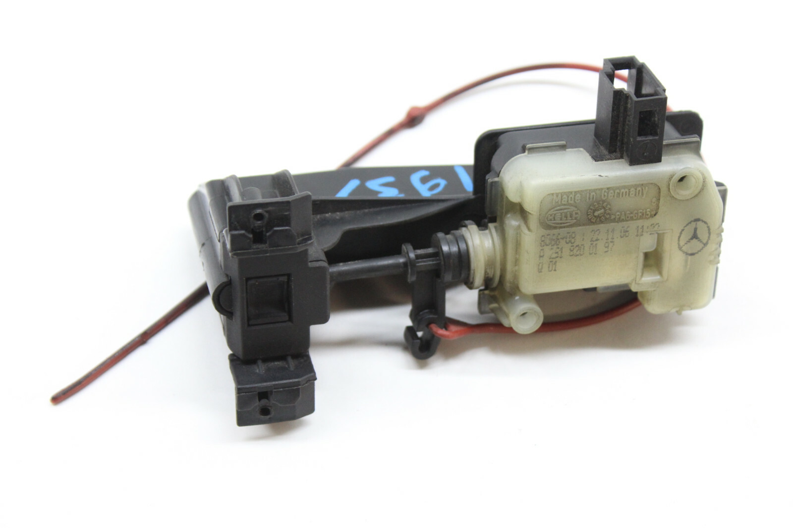 07 MERCEDES GL320CDI FUEL LID DOOR LOCK LATCH ACTUATOR A2518200197 OEM ...