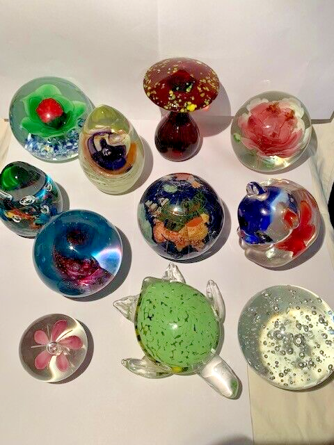 Beautiful Lot of 11 Unique Art Glass Paperweights Multicolor , Great ...