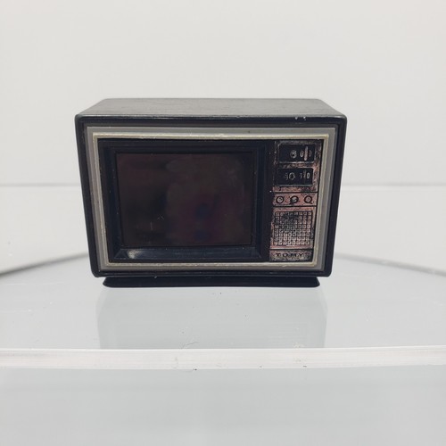 Vintage TOMY Smaller Homes Dollhouse Furniture Television TV miniature ...