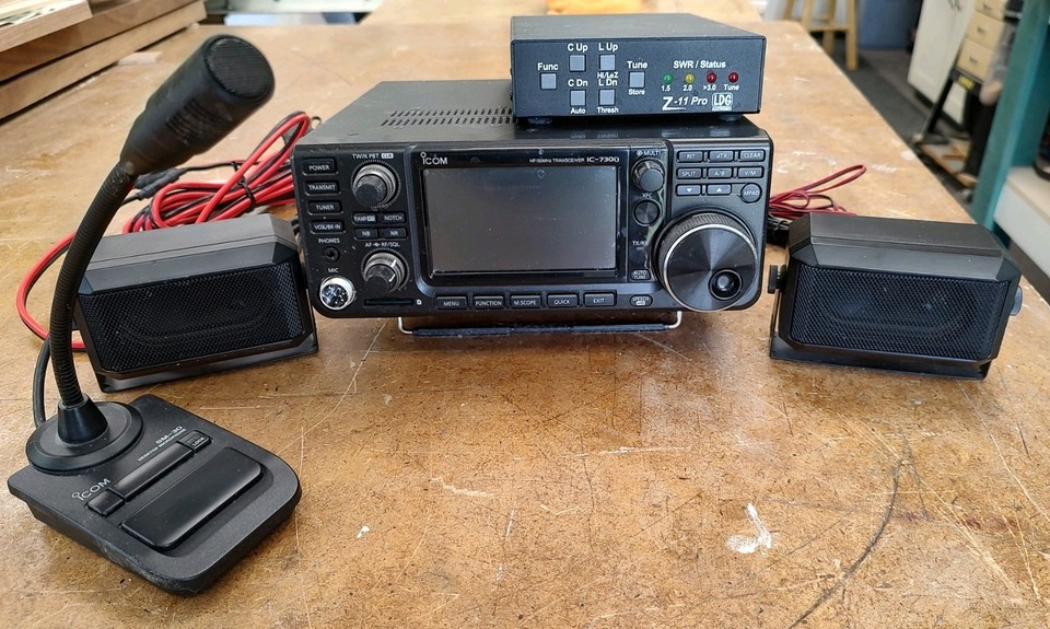 ICOM 7300 HF+50MH, SM+30 Desktop Microphone & External LDZ Pro 11 Tuner ...