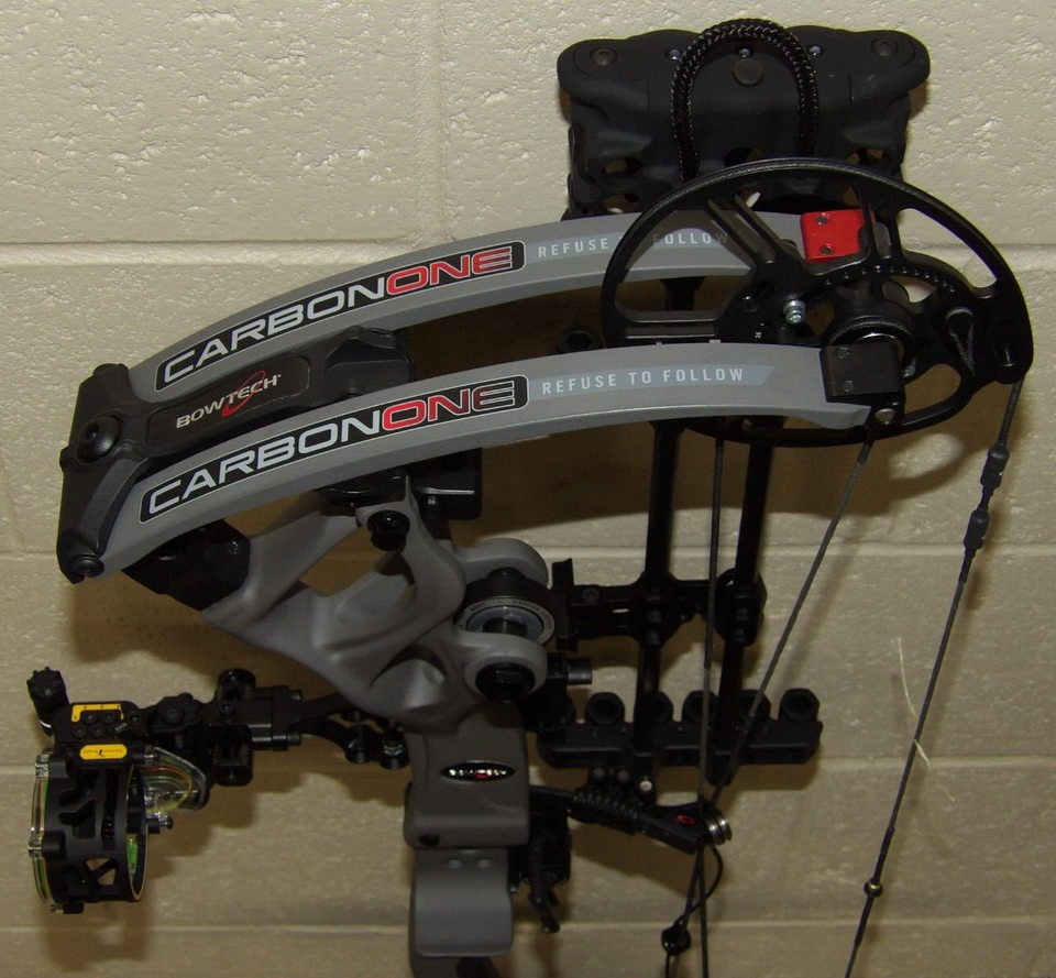 NEW Loaded Right Hand Bowtech Carbon One Bow Package-25.5 to 30.5", 60 to 70 lb | eBay