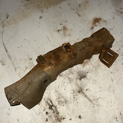 1992 1996 FORD F150 BRONCO OBS RIGHT FRONT FRAME HORN SWAY BAR MOUNT ...