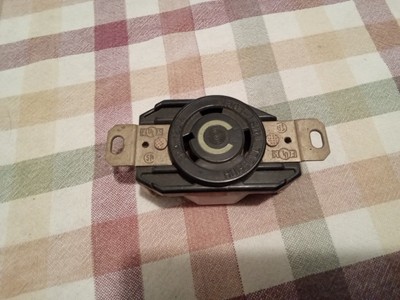 Receptacles & Outlets - Female Twist Lock