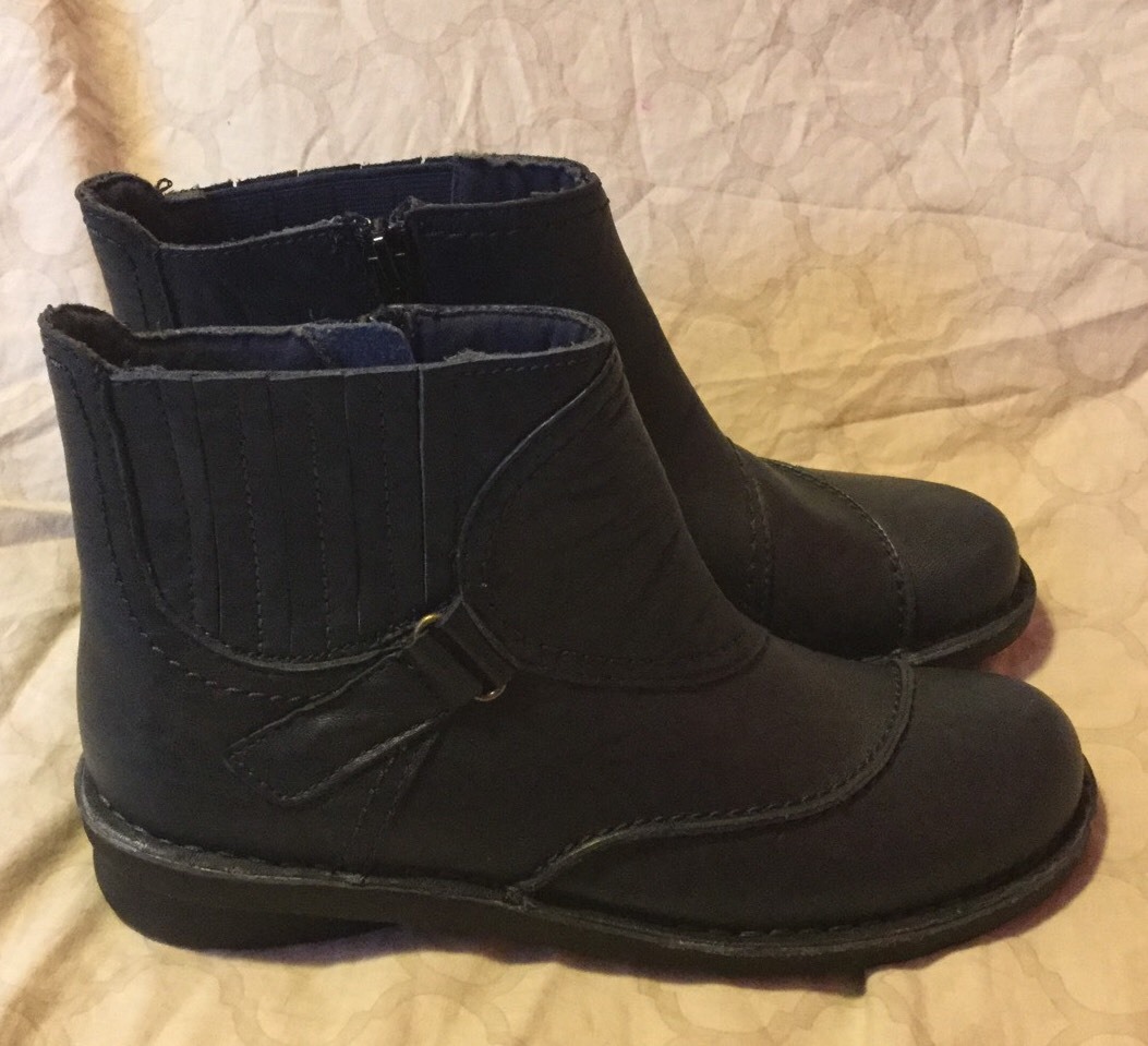 New Clarks Zip Up Black Leather Ankle Booties Boots Women's Size 6.5 M ...
