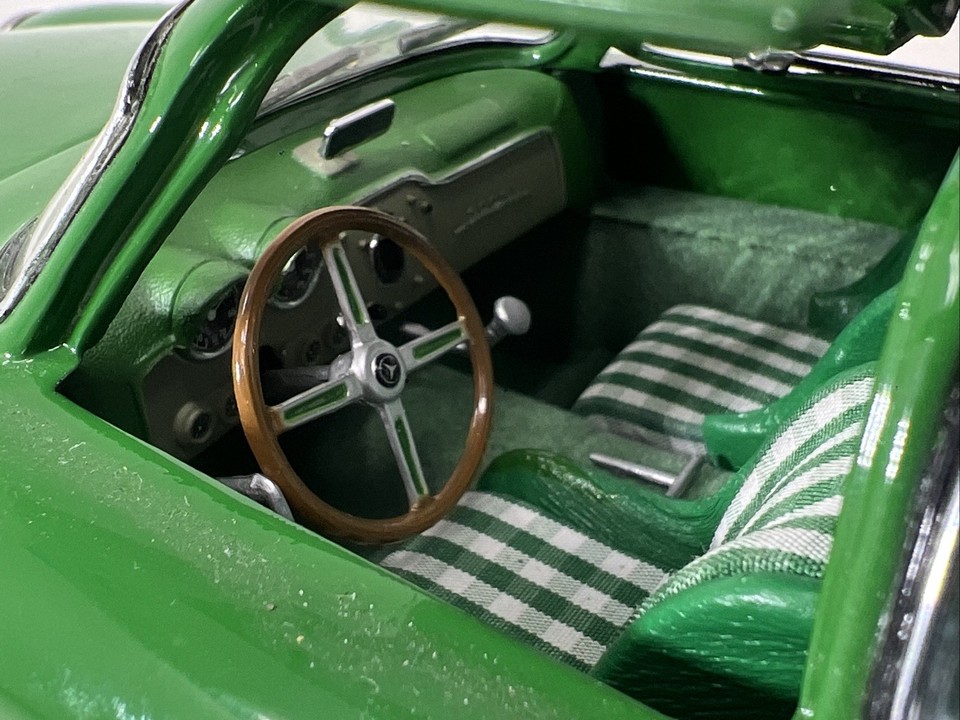 1/18 CMC 1952 Mercedes-Benz 300 SL Bern GP Green #18 Basket Case READ M ...