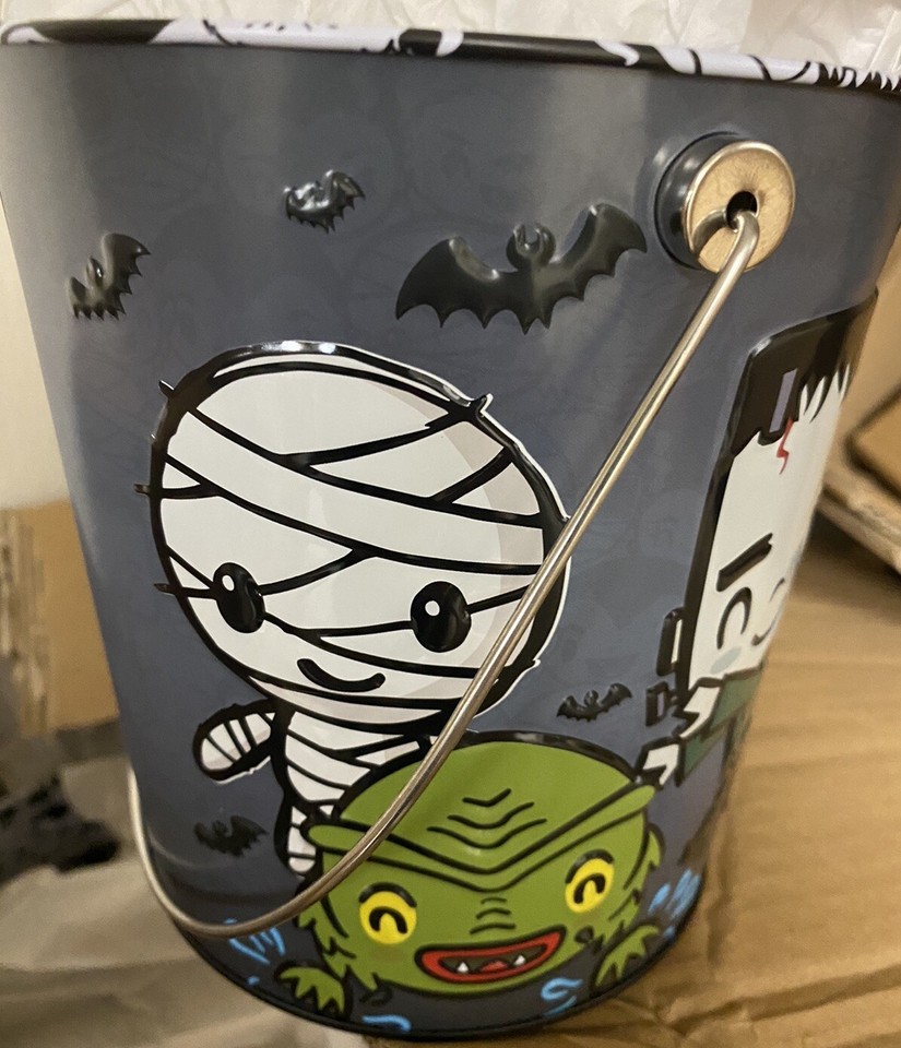 AMC Universal Monsters Popcorn Bucket Tin Halloween 2024 Exclusive ...