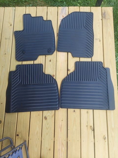 Genuine GM 84519750 Floor Mats Carpet 84442982 for sale online | eBay