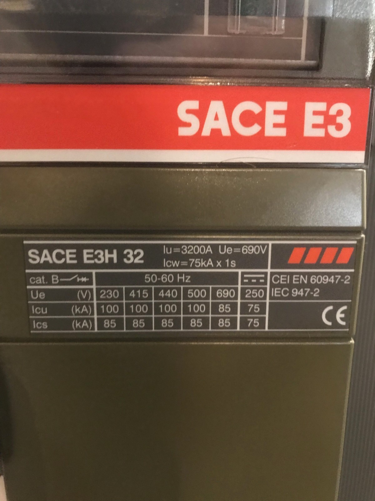 3,200 Amp ABB Circuit Breaker w/ Draw Out Breaker Cradle | SACE E3H 32 ...