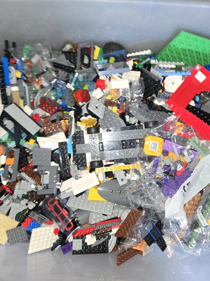 Lot Of 27 Pounds Of Legos Mix ,FREE SHIPPING | eBay
