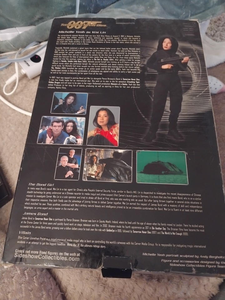 Sideshow James Bond Tomorrow Never Dies - Michelle Yeoh as Wai Lin 12 ...