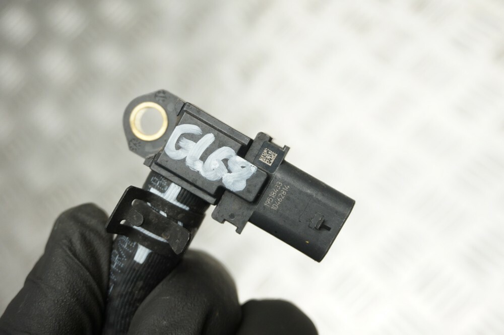 FORD FIESTA MK8 PRESSURE SENSOR FS7A-9G824-AA 2018-2020 GL68 | eBay