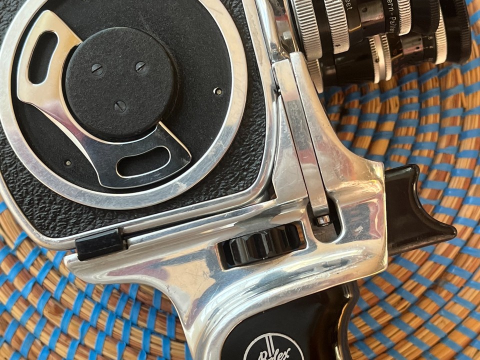 PAILLARD BOLEX D8L 3 TURRET 8MM MOVIE CAMERA , GRIP (EXCELLENT) Tested ...