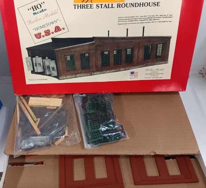 Korber 104 HO Scale Hometown 3-Stall Roundhouse Building Kit | eBay