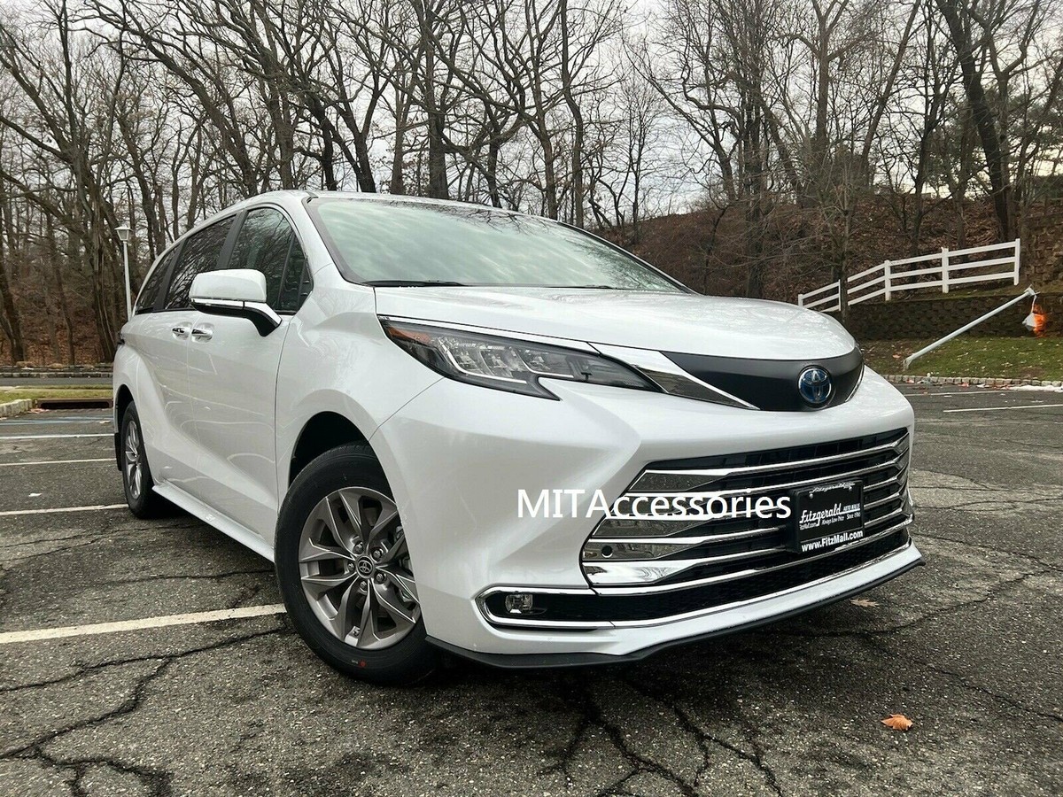 2022 Toyota Sienna Front Grill