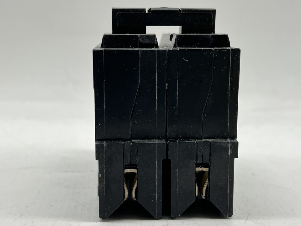 General Electric THQL2160 2-Pole 60A Plug-In 120V Circuit Breaker Lot ...