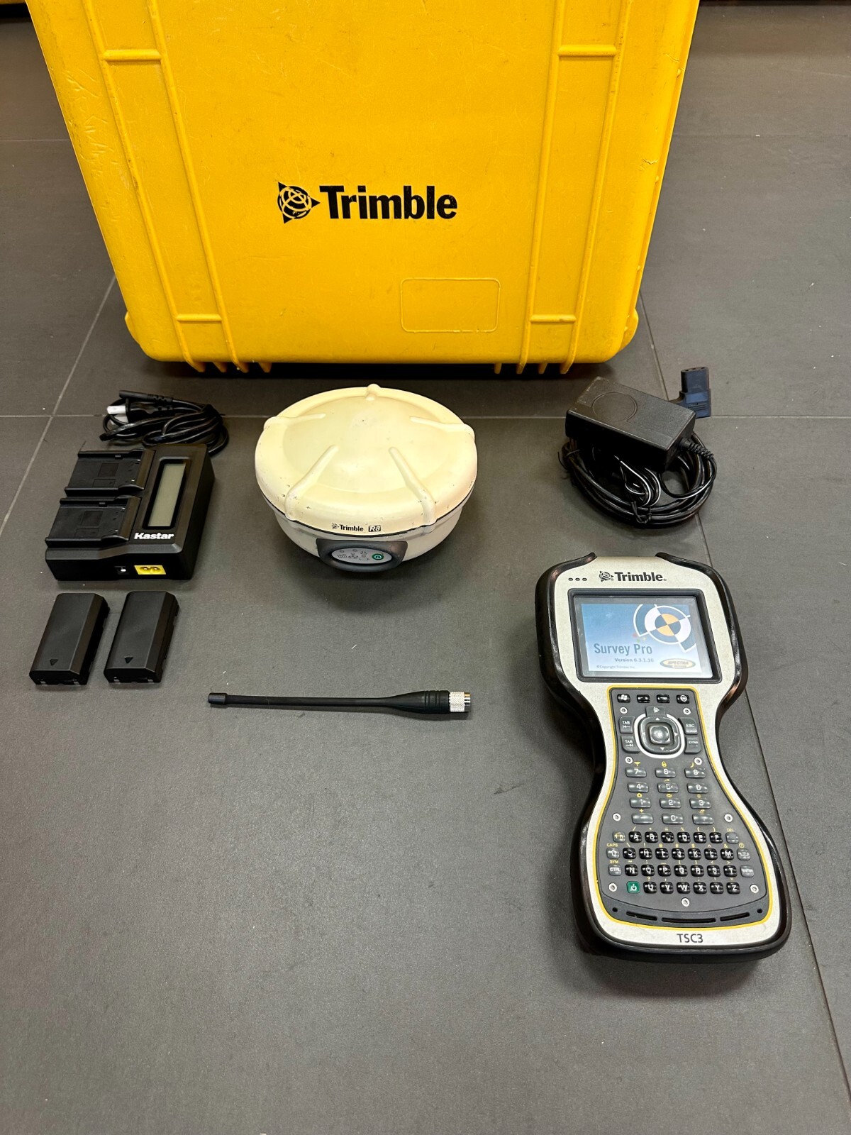 Trimble R8 model 2 GNSS Rover Receiver 450-470MHz UHF w/ TSC3 Survey ...