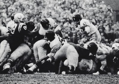 1950s NFL FOOTBALL New York GIANTS Baltimore COLTS Defense Game Photo ...