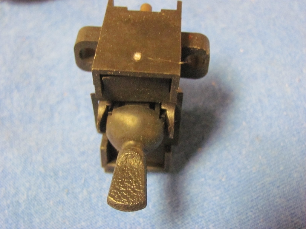 NOS 73 74 75 Chevelle Rear Defroster Switch Laguna Malibu 3998476 77 78 ...