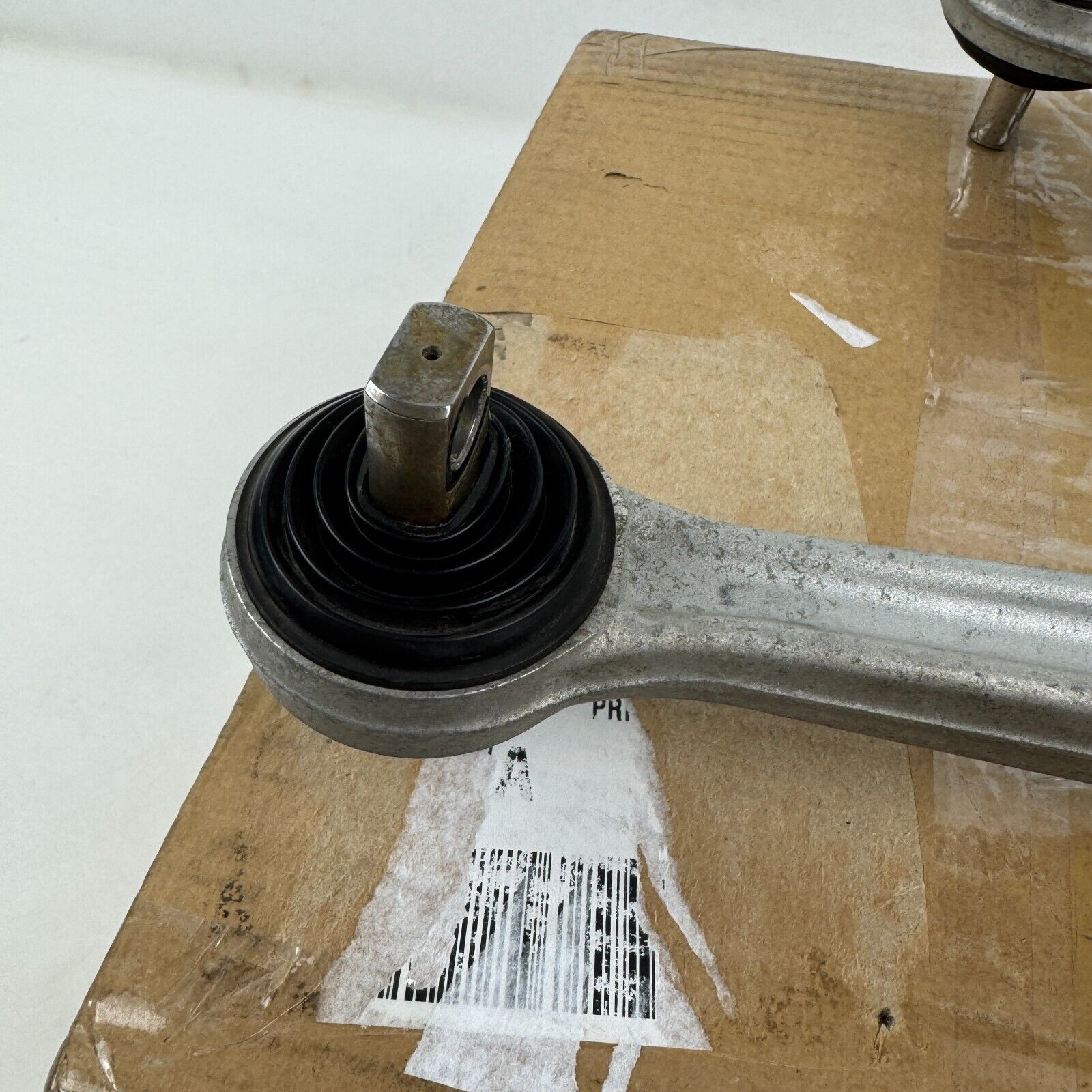 2004 - 2006 Porsche Carrera GT Suspension Wishbone Control Arm V04-015 ...