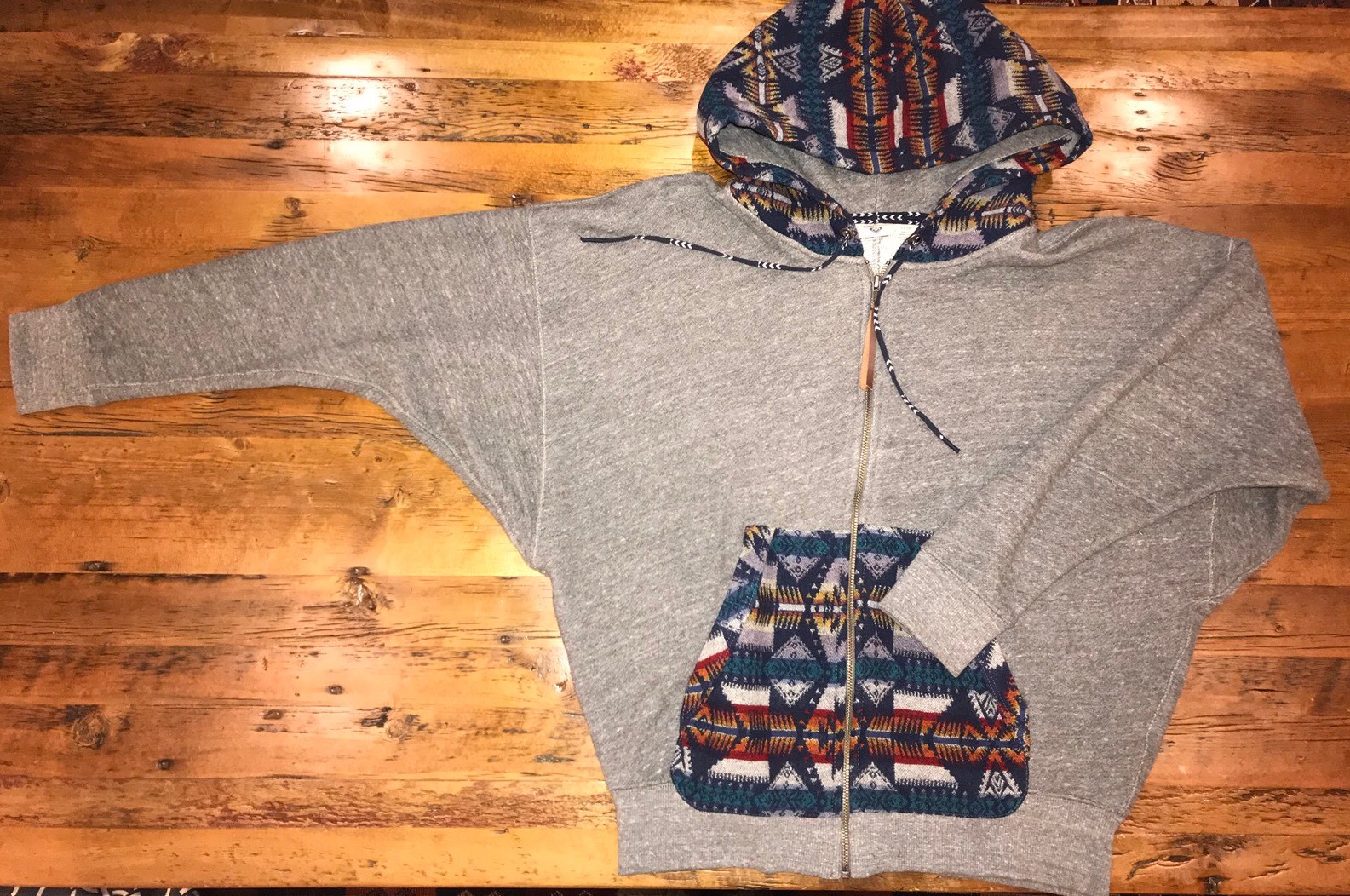 Pendleton & Roxy Collaboration Full Zip Hoodie Sweatshirt Jacket Womens ...