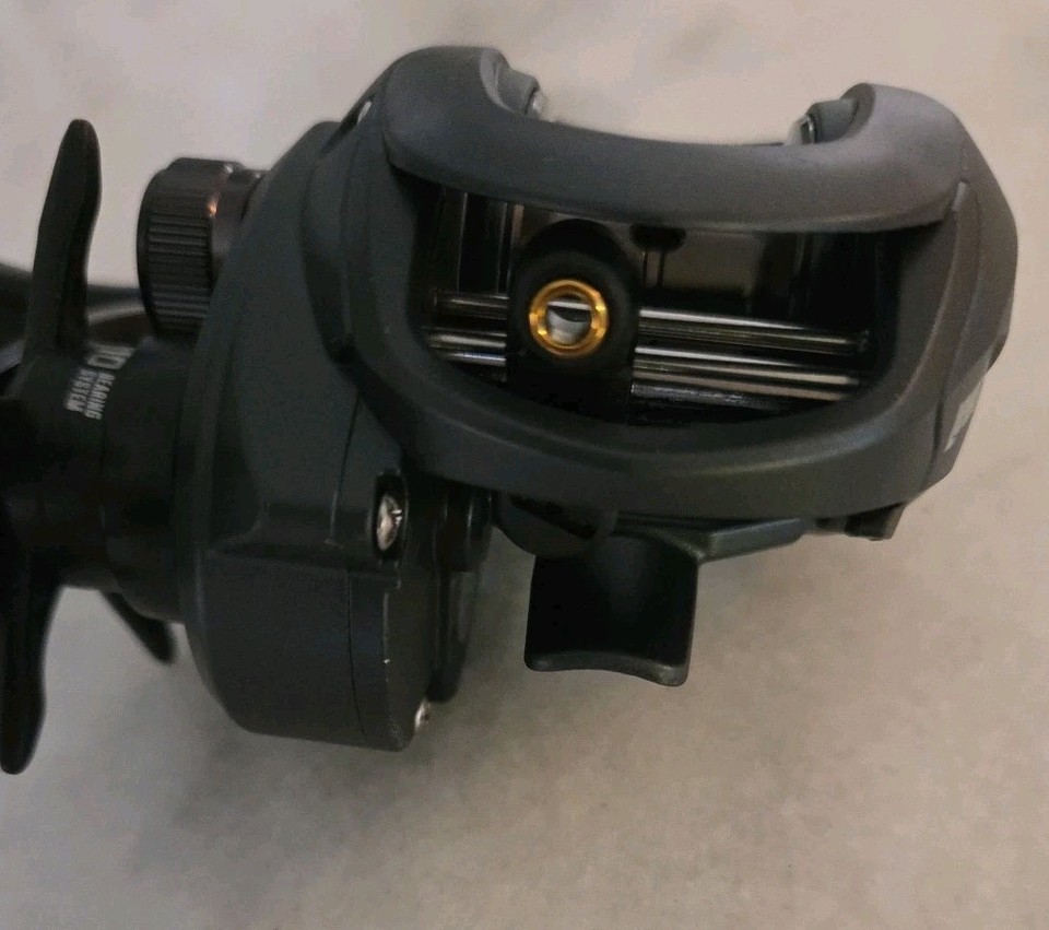 Lew's Speed Spool Gen 3 10BB Bait Cast Reel High Speed 7.5:1 SS1SHG3 ...