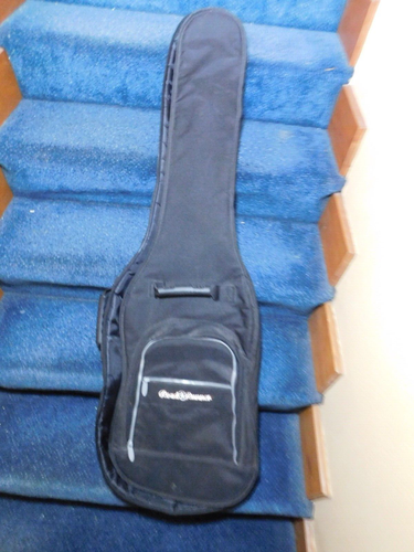 Road Runner Black Soft Shell Guitar Gig Bag KGRR008 656238010610| eBay