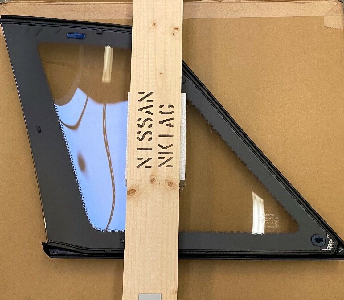 NISSAN Genuine Skyline R32 GLASS ASSEMBLY SIDE WINDOW RH 83306-04U00 ...