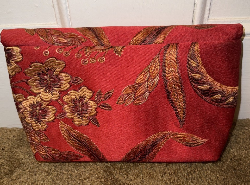 Viv Pickle Clutch Oriental Stitching Red Gold Magnetic Closure | eBay