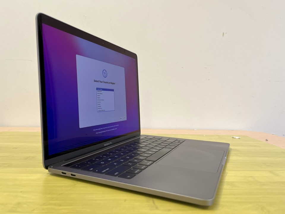 Apple MacBook Pro A1706 3.5GHz Core i7-7567U 16GB RAM 500GB SSD Has ...