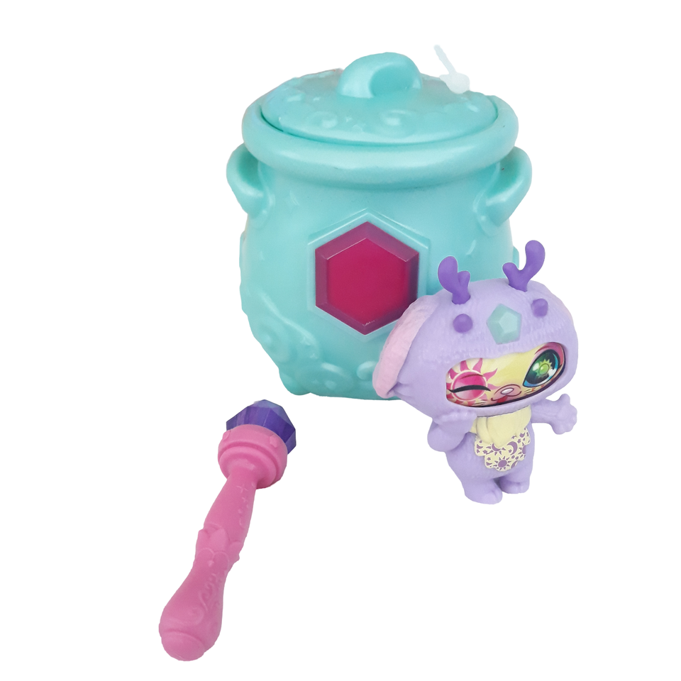 Magic Mixies Magic Genie Lamp with Mini Mixie and Cauldron Lights and ...