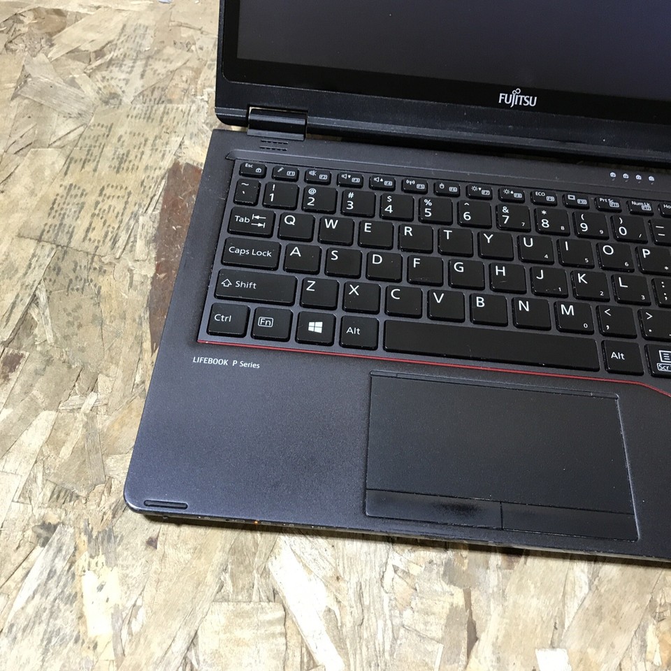 Fujitsu Lifebook P727 2 in 1 i5-7200U 4GB RAM 128 GB M.2 12.5" touch ...