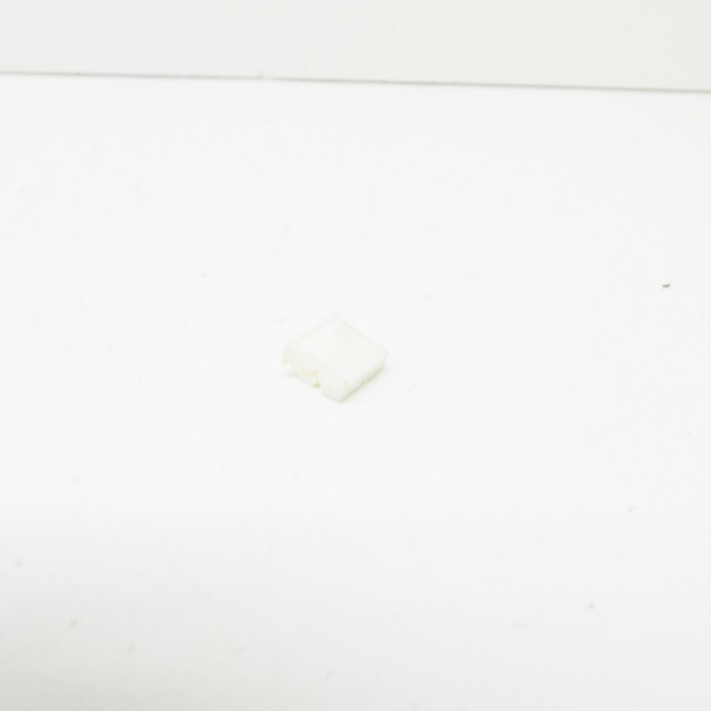 MB E W211 Rear Right Distributor Neutral Socket Housing A0015409781 ...