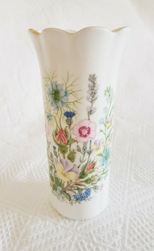 Small Vase ~ Scalloped Rim ~ Wild Tudor Flowers ~ Aynsley Bone China ...