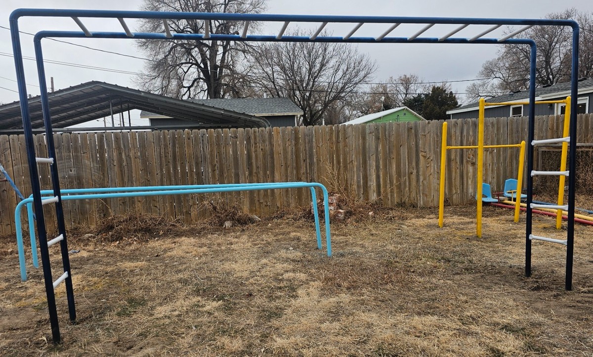 Types Of Monkey Bars Plan Ahead For Successful Swing Set Installation