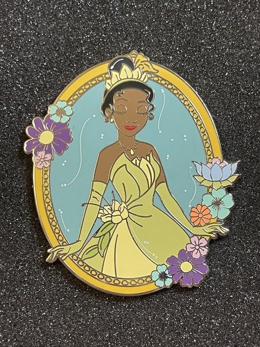 Disney Fantasy Princess and the Frog Princess Tiana Green Dress Frame ...