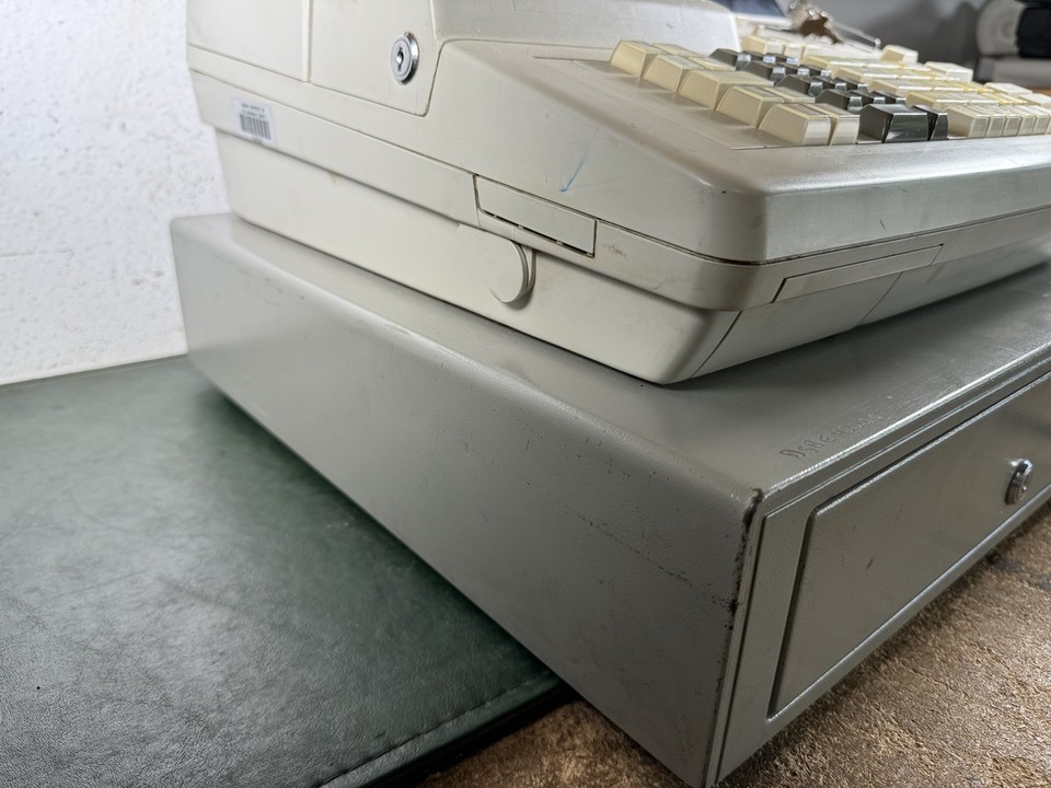 Sharp ER-3220 Cash Register W/ Key Parts/Repair | eBay